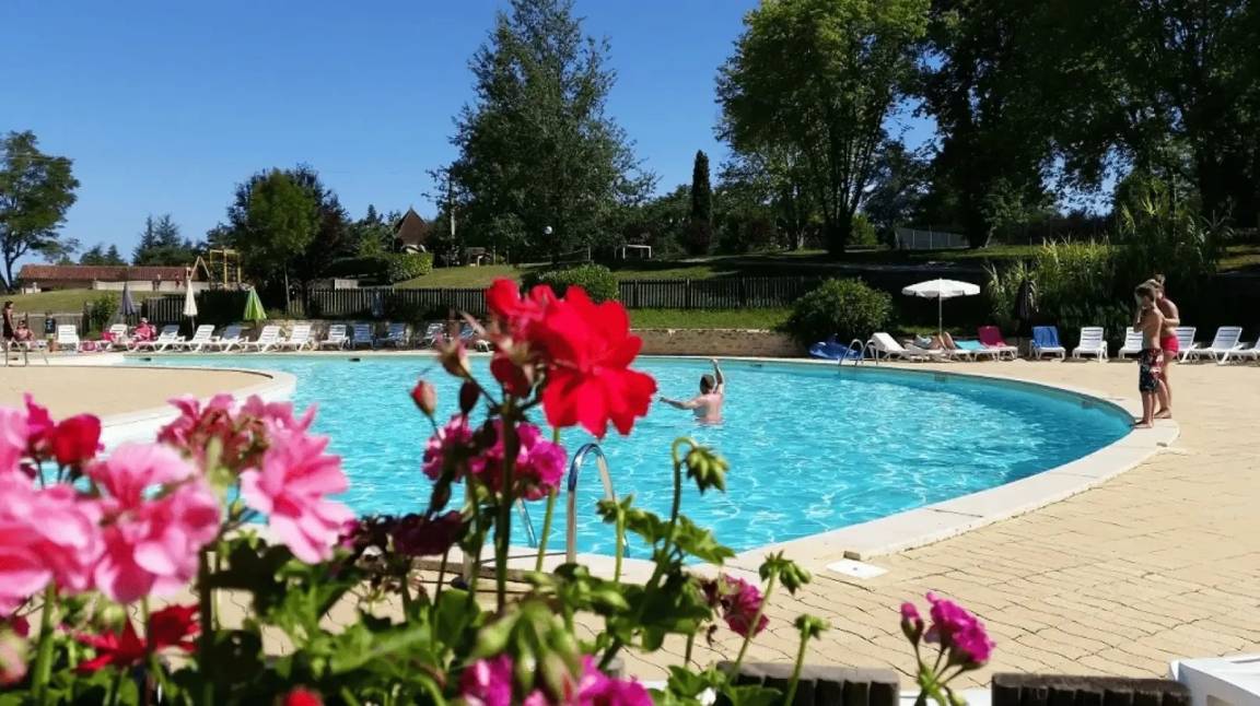 41 M² Camping ∙ 2 Bedrooms ∙ 4 Guests - Gourdon