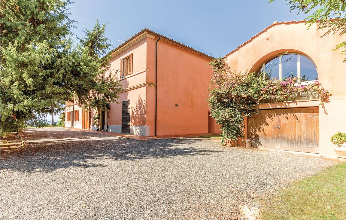90 M² Maisonette ∙ 2 Bedrooms ∙ 6 Guests - Livorno