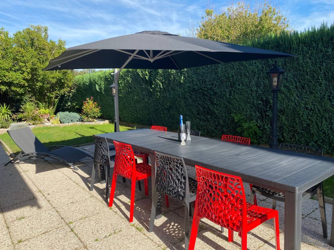 143 M² Maison De Vacances ∙ 5 Chambres ∙ 9 Personnes - Épinal