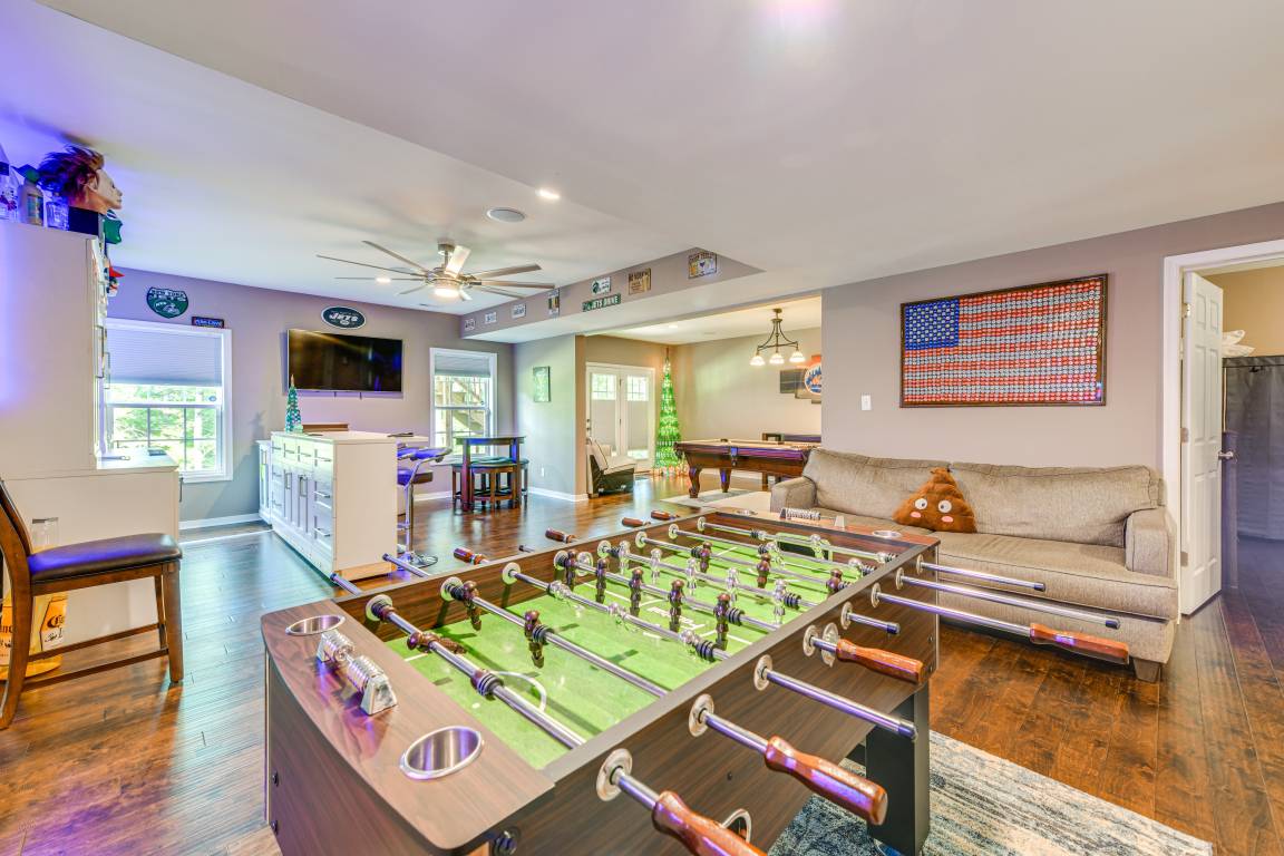 418 M² House ∙ 5 Bedrooms ∙ 12 Guests - Chester, VA
