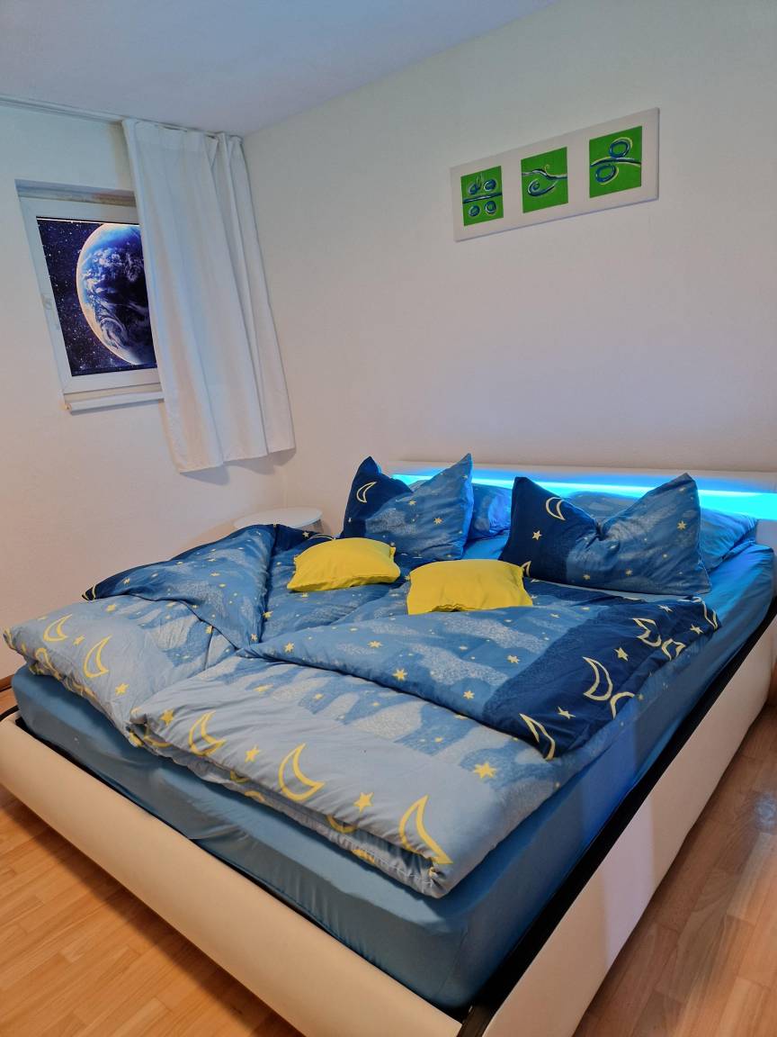Ferienwohnung ∙ 1 Schlafzimmer ∙ 3 Gäste - Bad Lobenstein