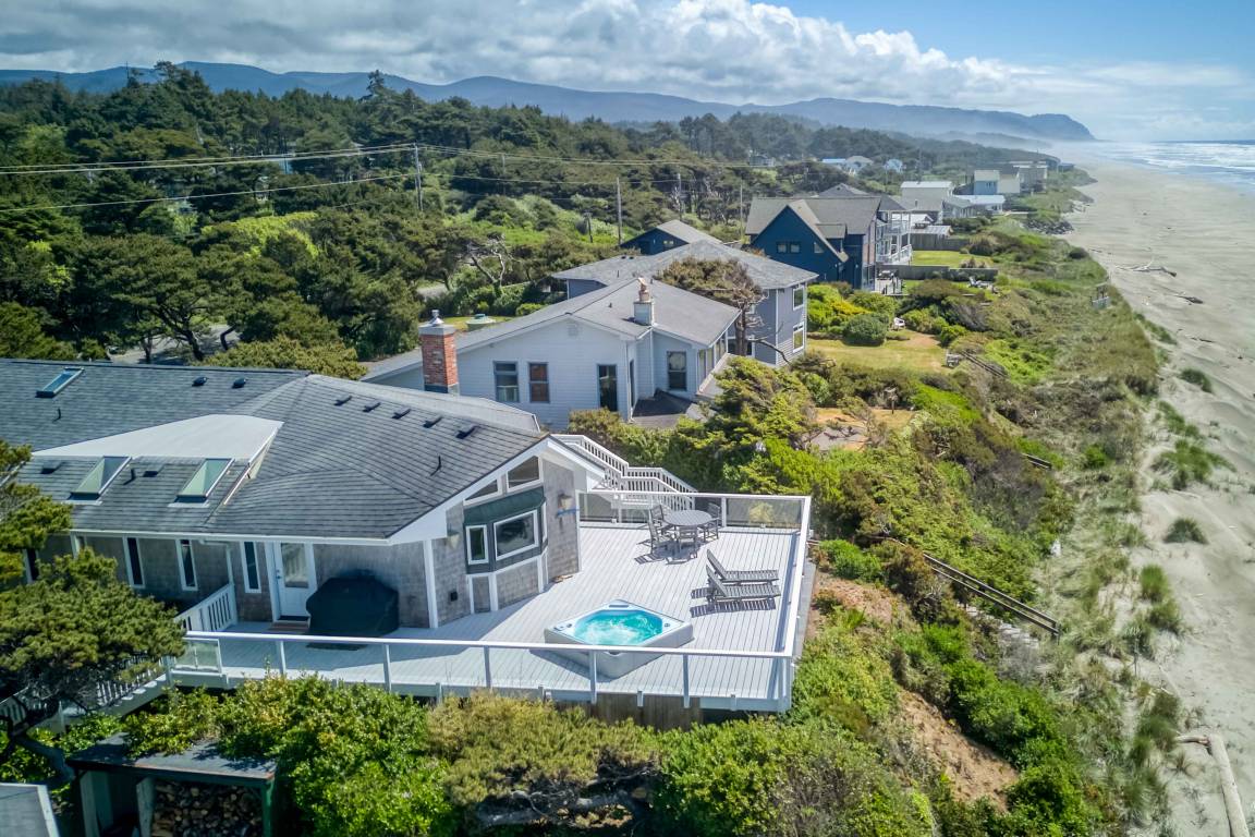 295 M² House ∙ 3 Bedrooms ∙ 6 Guests - Yachats, OR