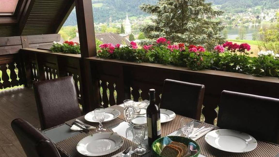 75 M² Ferienwohnung ∙ 2 Schlafzimmer ∙ 4 Gäste - Ossiach