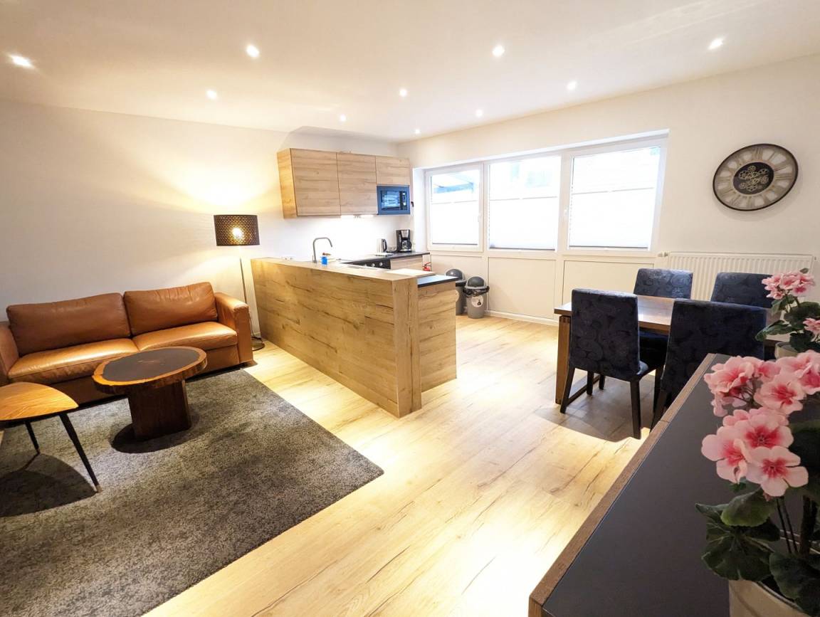 75 M² Appartement ∙ 2 Chambres ∙ 6 Personnes - Bargteheide