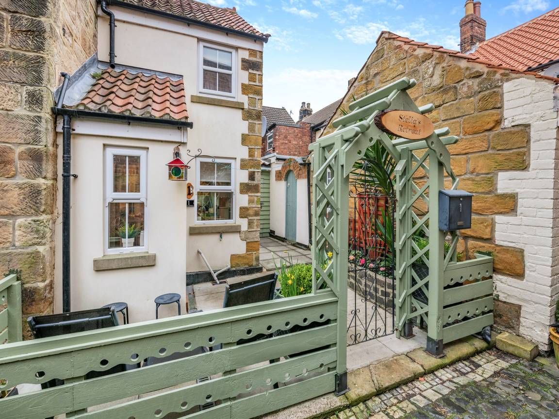 Cottage ∙ 2 Bedrooms ∙ 5 Guests - Redcar
