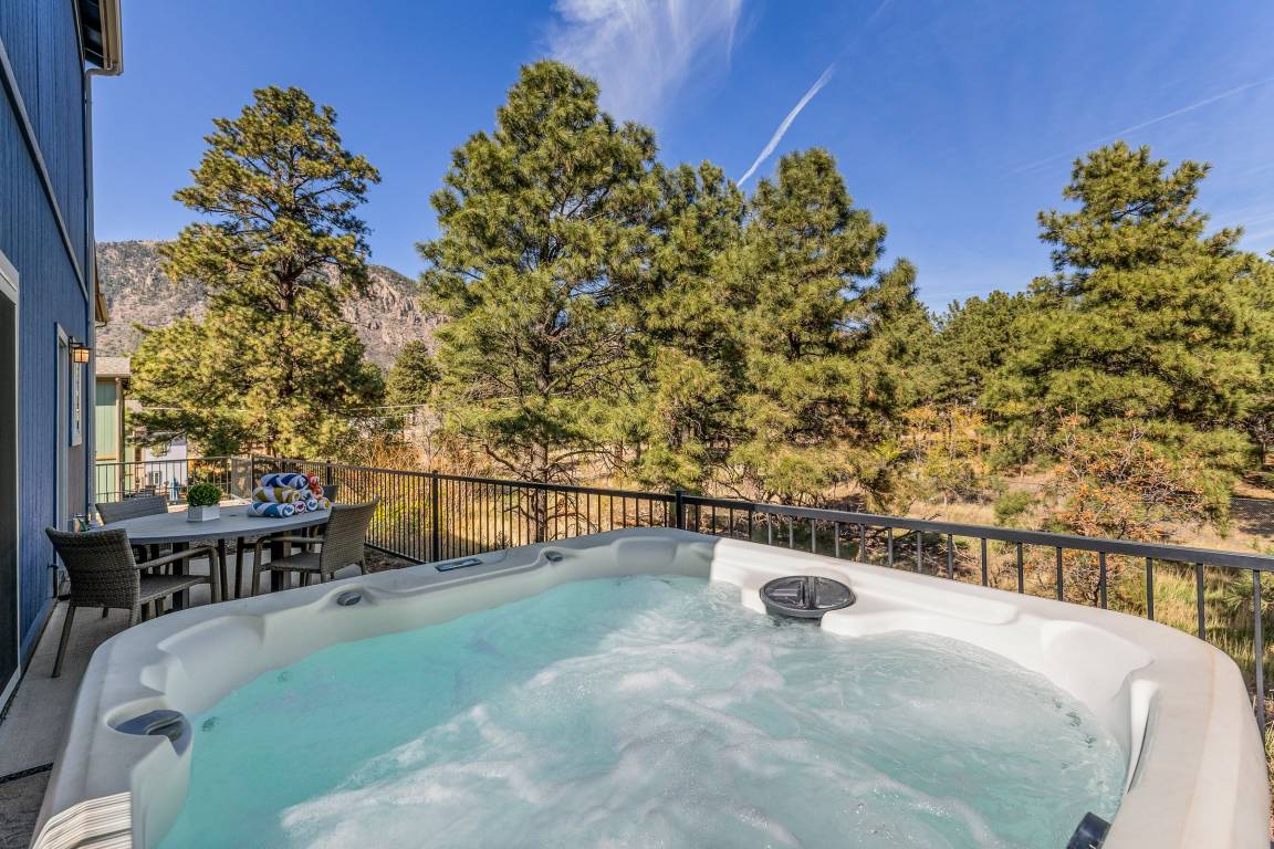 149 M² House ∙ 4 Bedrooms ∙ 8 Guests - Flagstaff, AZ