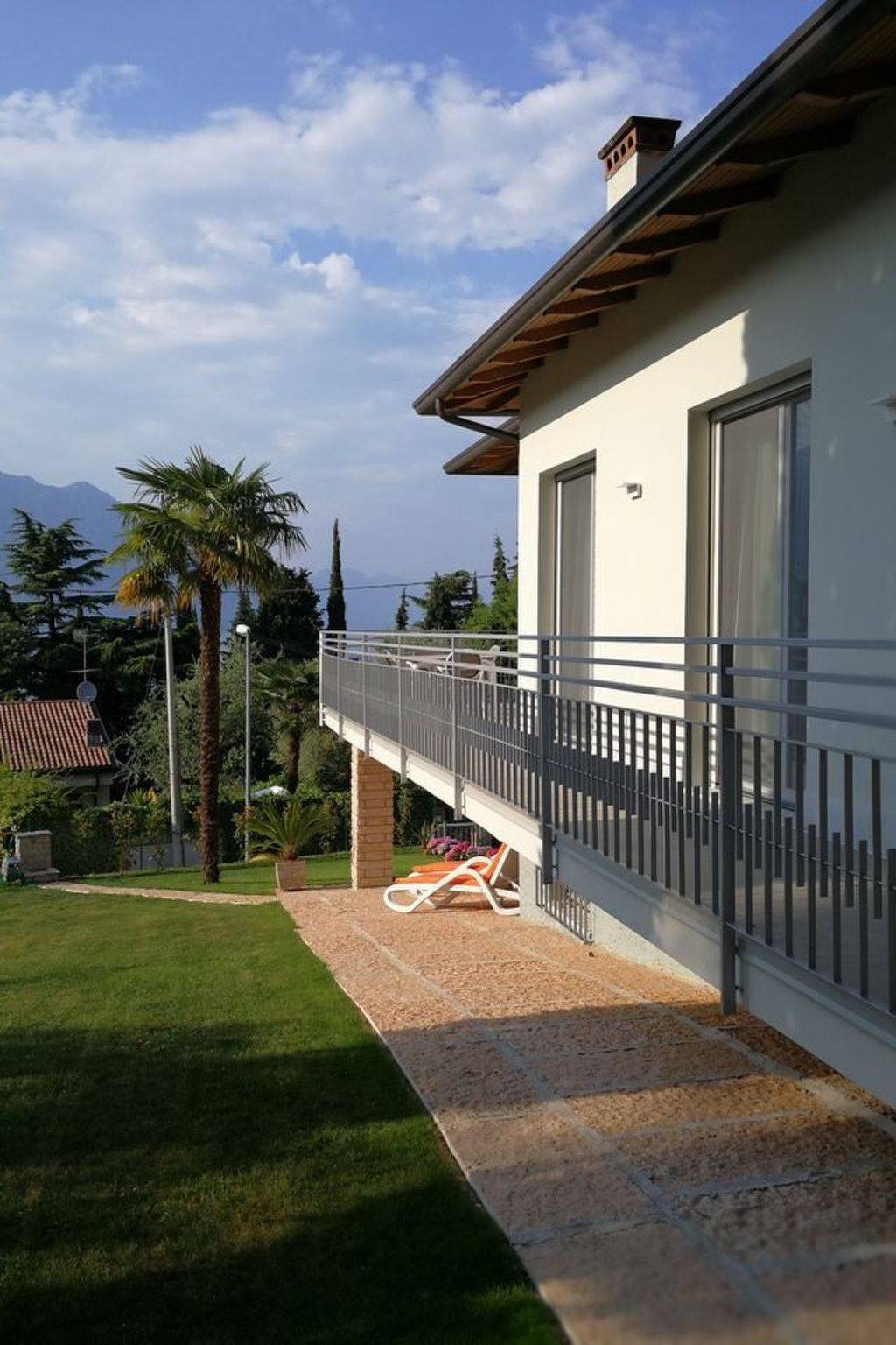 97 M² House ∙ 3 Bedrooms ∙ 5 Guests - Limone Sul Garda