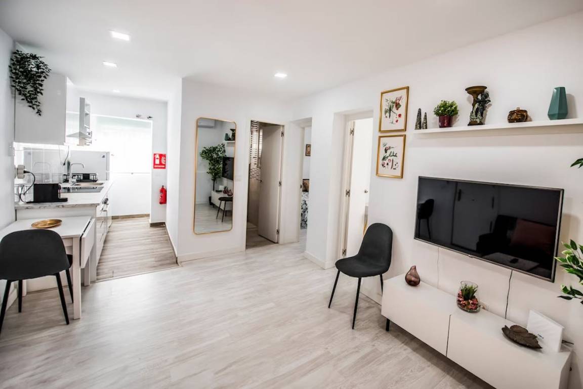 52 M² Apartamento ∙ 2 Habitaciones ∙ 4 Huéspedes - Paracuellos de Jarama