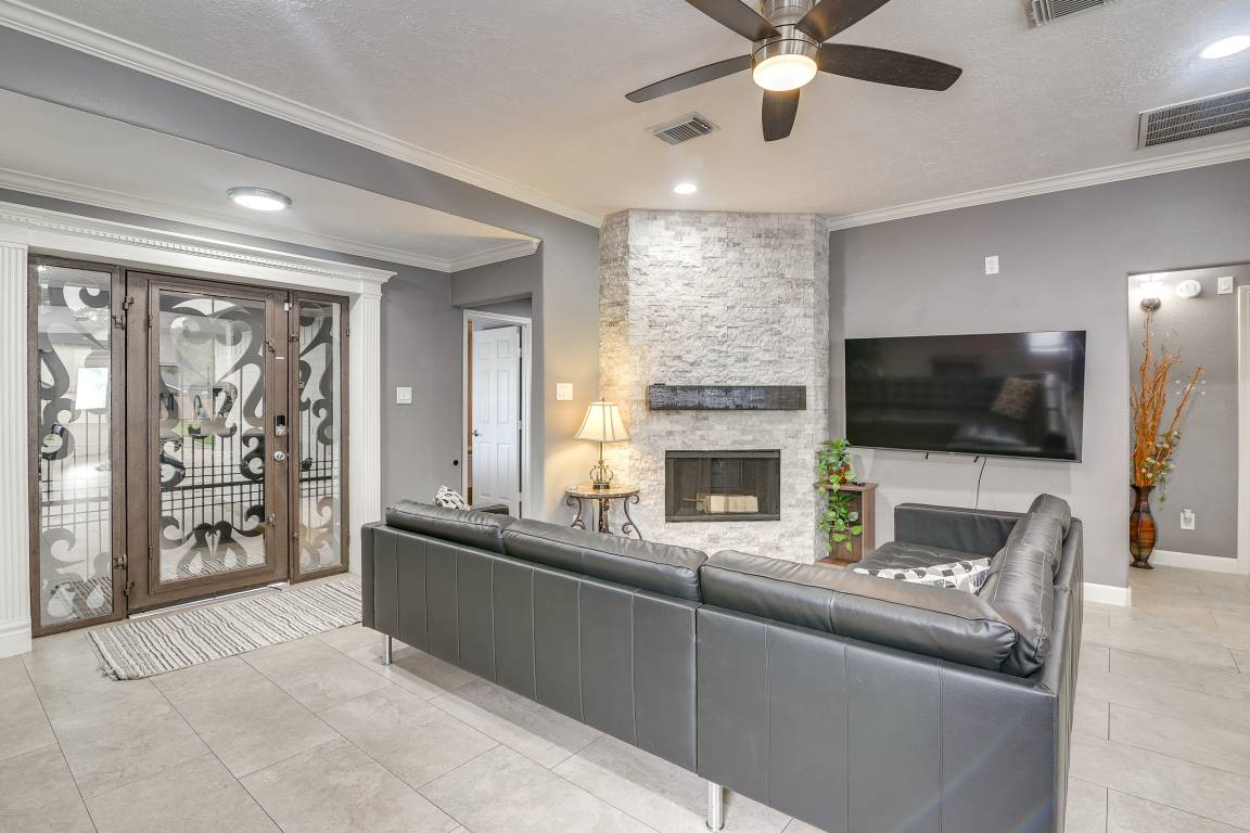 162 M² Ferienhaus ∙ 5 Schlafzimmer ∙ 10 Gäste - Houston, TX