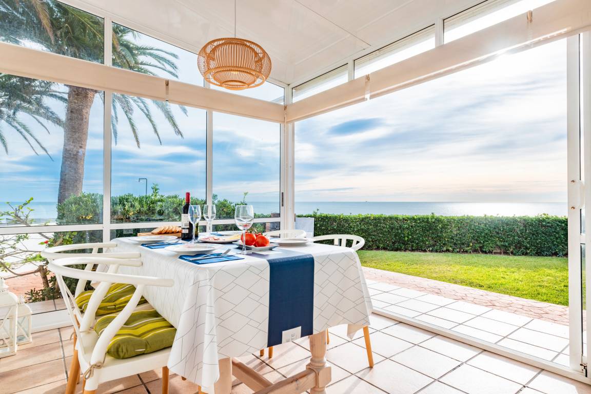 70 M² Ferienhaus ∙ 2 Schlafzimmer ∙ 4 Gäste - Vinaròs