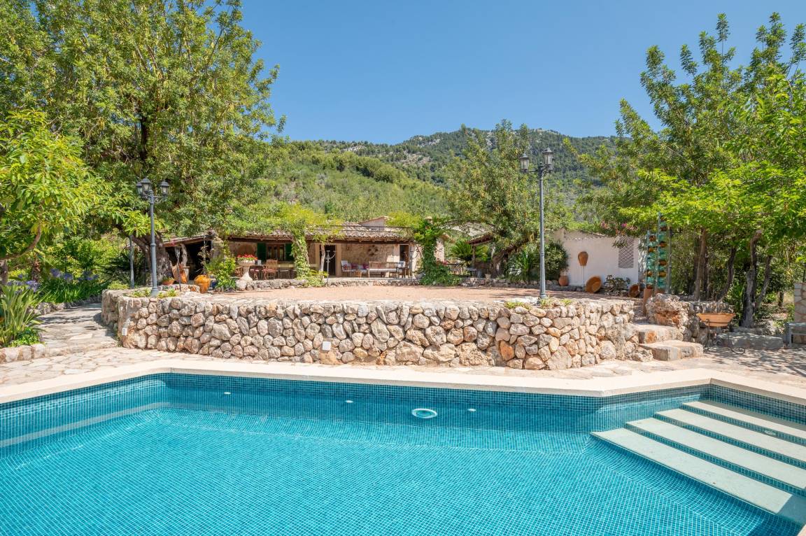 110 M² Finca ∙ 2 Bedrooms ∙ 4 Guests - Sóller