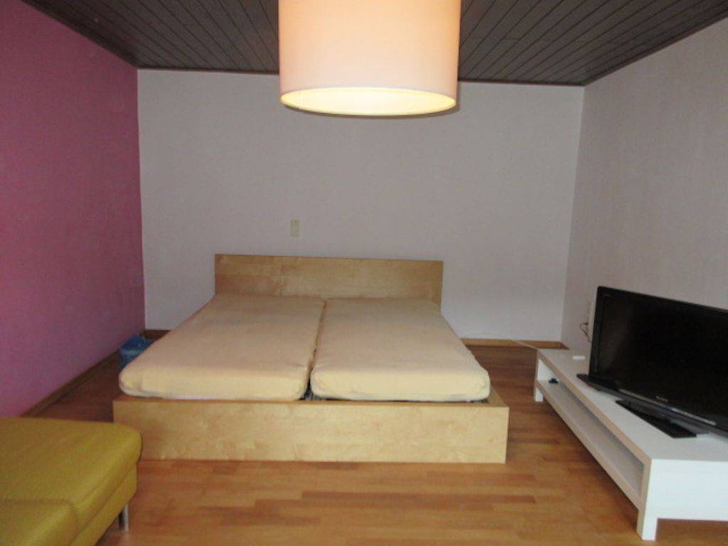 65 M² Ferienwohnung ∙ 1 Schlafzimmer ∙ 2 Gäste - Erbach