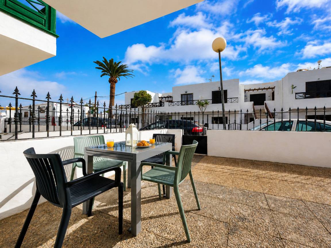80 M² House ∙ 2 Bedrooms ∙ 4 Guests - Puerto del Carmen