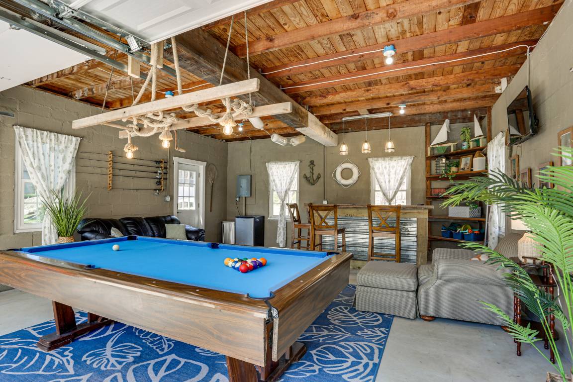 264 M² House ∙ 4 Bedrooms ∙ 14 Guests - Lake Wallenpaupack, PA