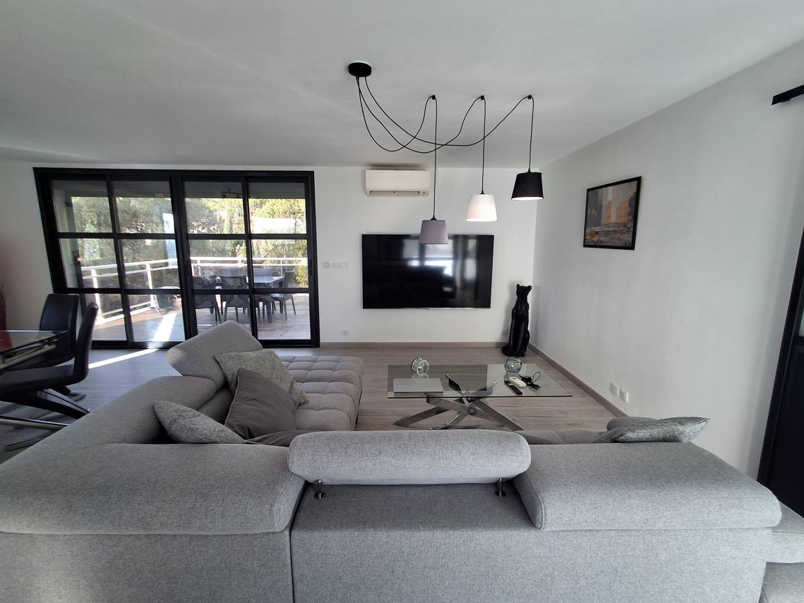 90 M² Appartement ∙ 2 Chambres ∙ 5 Personnes - Rousset