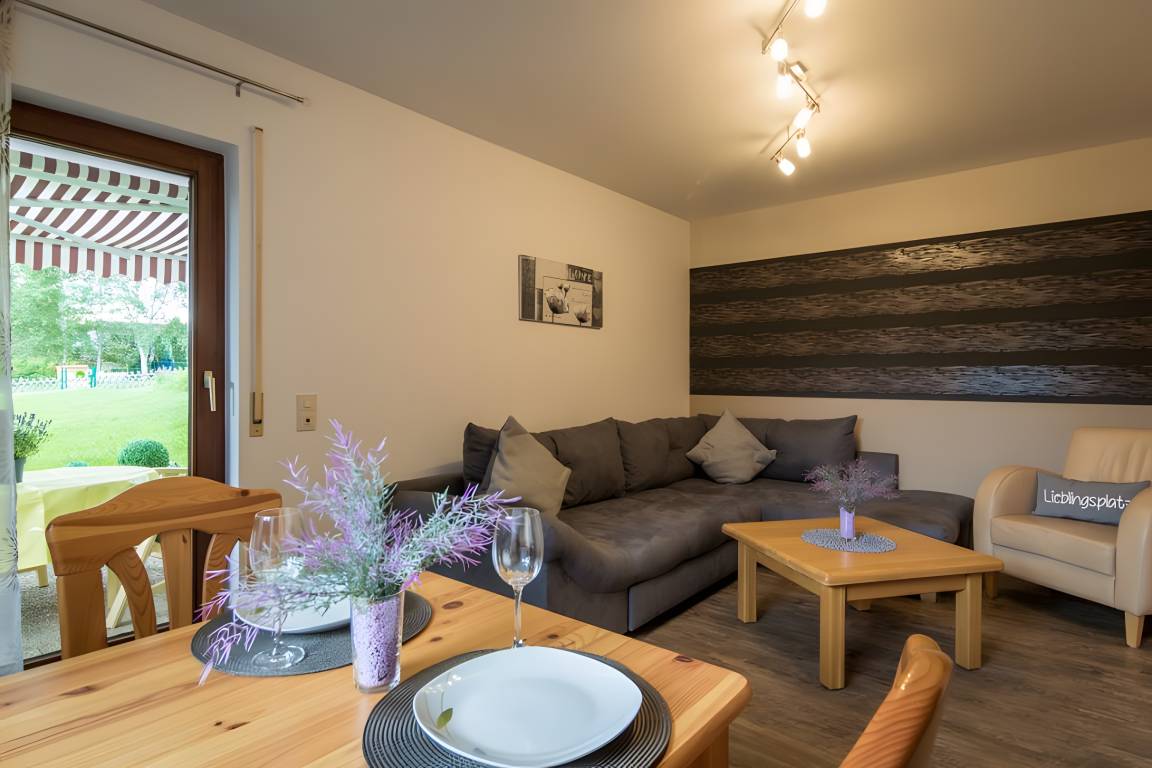 48 M² Ferienwohnung ∙ 1 Schlafzimmer ∙ 4 Gäste - Medebach