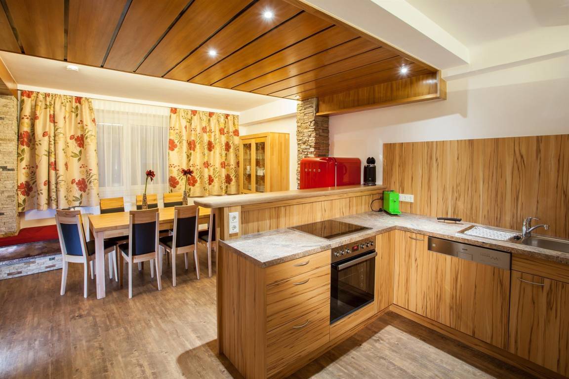 110 M² Huoneisto ∙ 3 Makuuhuonetta ∙ 8 Vierasta - Zell am See