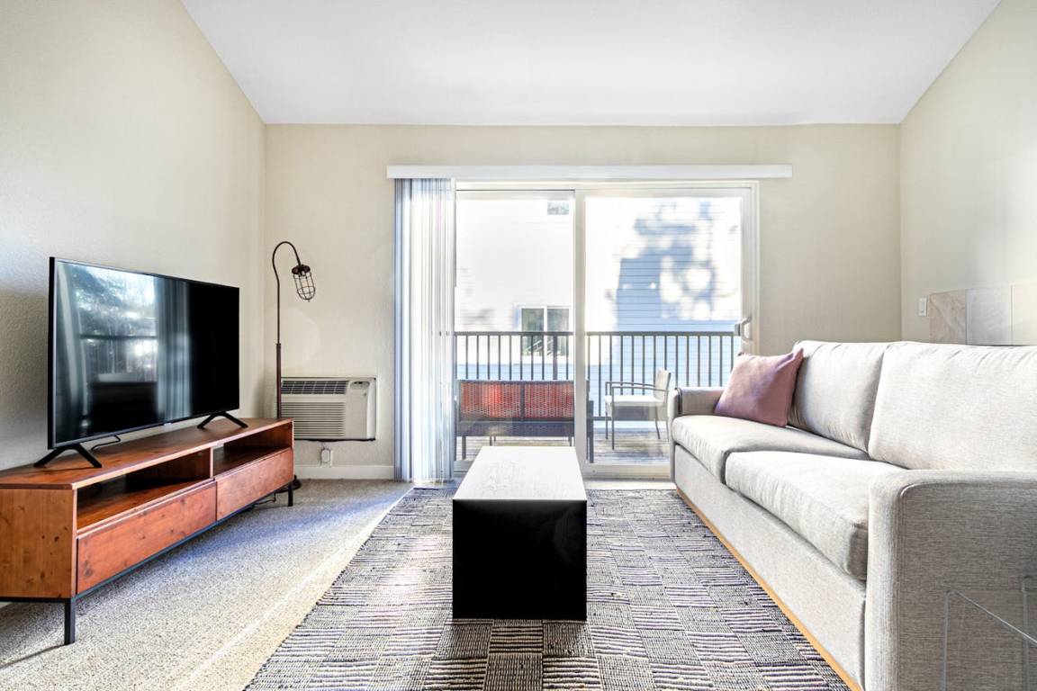 89 M² Apartment ∙ 2 Bedrooms ∙ 4 Guests - Santa Clara, CA