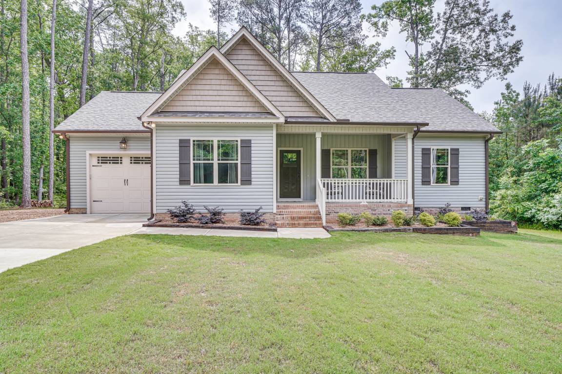 114 M² House ∙ 3 Bedrooms ∙ 7 Guests - Lake Gaston