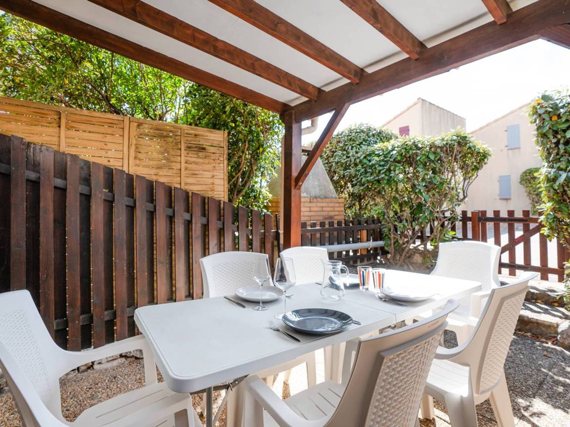 22 M² Studio Flat ∙ 1 Bedroom ∙ 4 Guests - Saint-Pierre-la-Mer