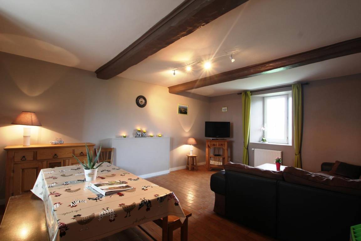 94 M² Gîte ∙ 4 Chambres ∙ 8 Personnes - Basse-Normandie