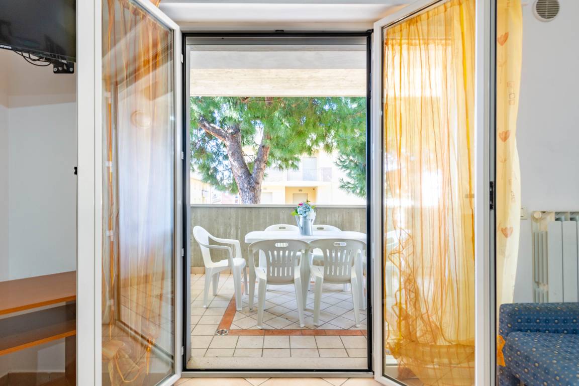 Apartment ∙ 2 Bedrooms ∙ 6 Guests - Alba Adriatica