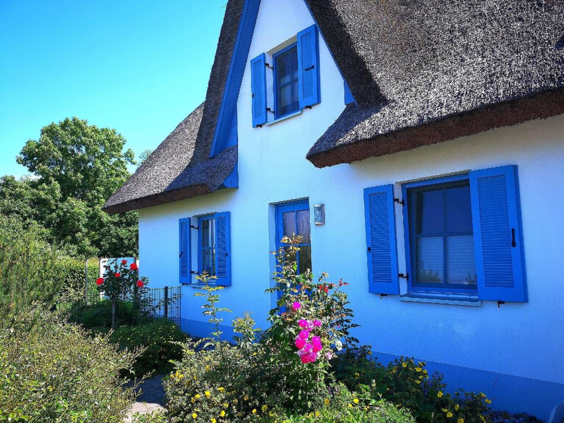 100 M² Ferienhaus ∙ 2 Schlafzimmer ∙ 4 Gäste - Glowe
