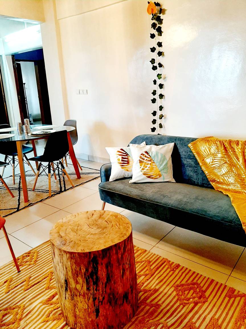 140 M² Apartamento ∙ 2 Habitaciones ∙ 4 Huéspedes - Yaoundé