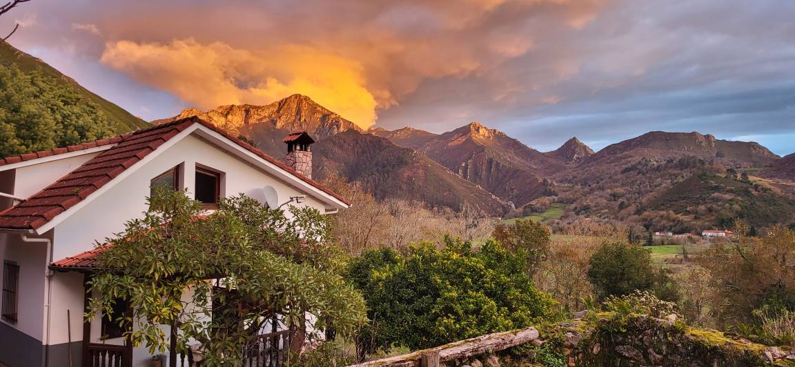 263 M² Maison De Vacances ∙ 4 Chambres ∙ 7 Personnes - Ribadesella