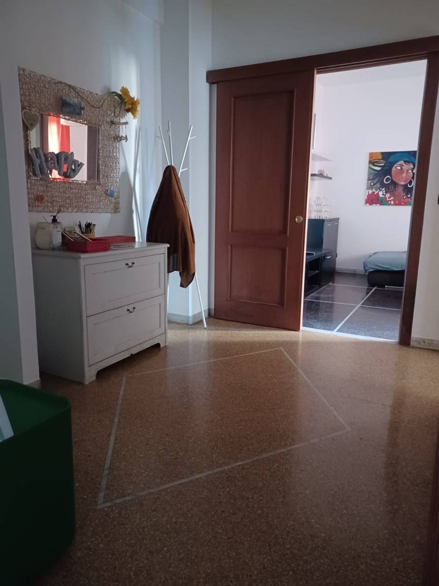 78 M² Apartamento ∙ 2 Habitaciones ∙ 5 Huéspedes - Génova