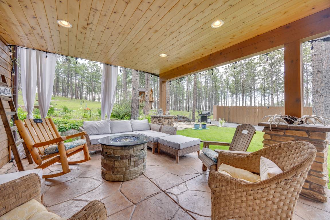 139 M² Apartment ∙ 2 Bedrooms ∙ 4 Guests - Black Forest, CO