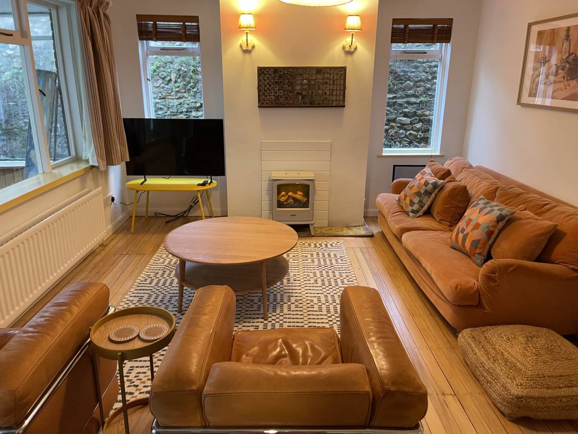 Cottage ∙ 2 Bedrooms ∙ 6 Guests - Lyme Regis