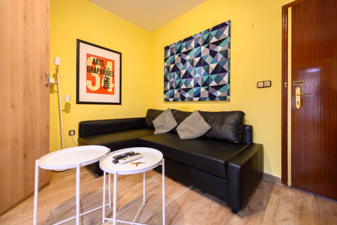 28 M² Estudio ∙ 2 Huéspedes - Madrid
