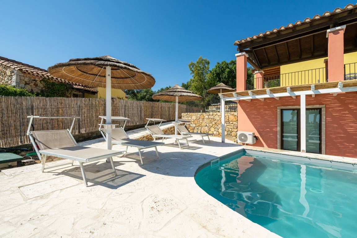 200 M² Villa ∙ 4 Schlafzimmer ∙ 10 Gäste - Castiadas