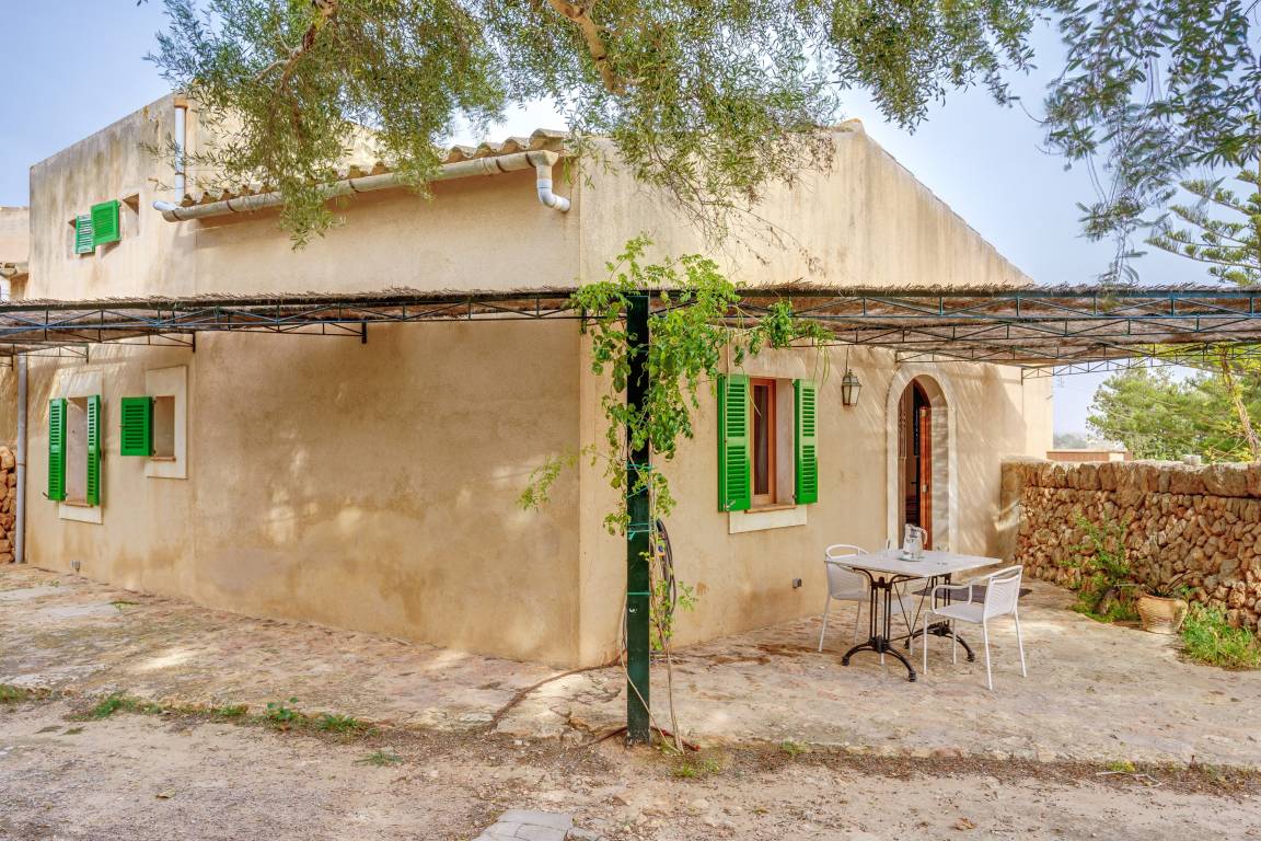 150 M² House ∙ 2 Bedrooms ∙ 3 Guests - Ses Salines