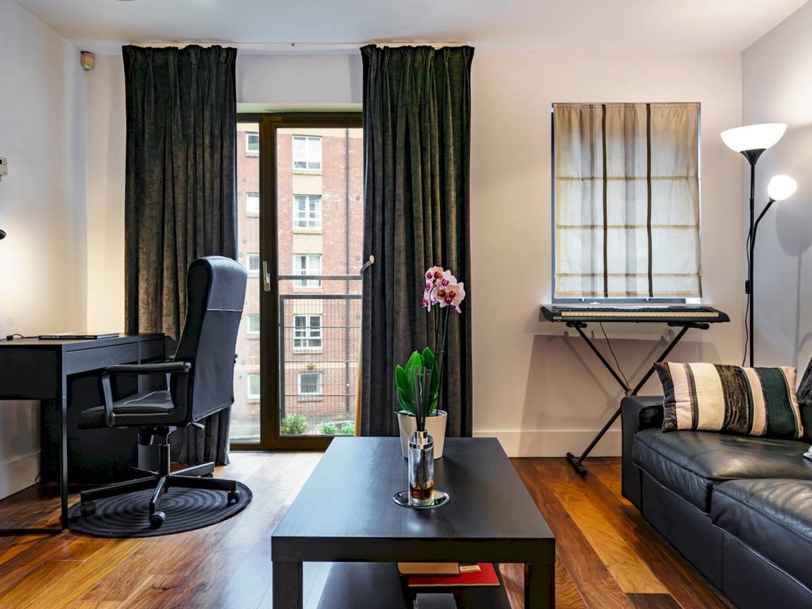 56 M² Apartment ∙ 1 Bedroom ∙ 2 Guests - Belfast