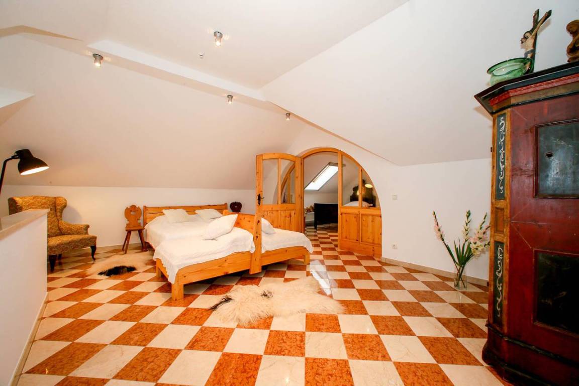 90 M² Ferienwohnung ∙ 2 Schlafzimmer ∙ 5 Gäste - Podersdorf am See