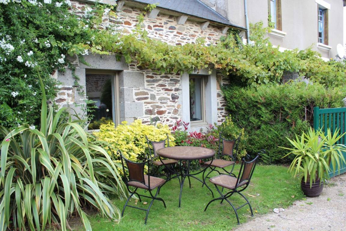 64 M² Gîte ∙ 2 Chambres ∙ 3 Personnes - Saint-Brieuc