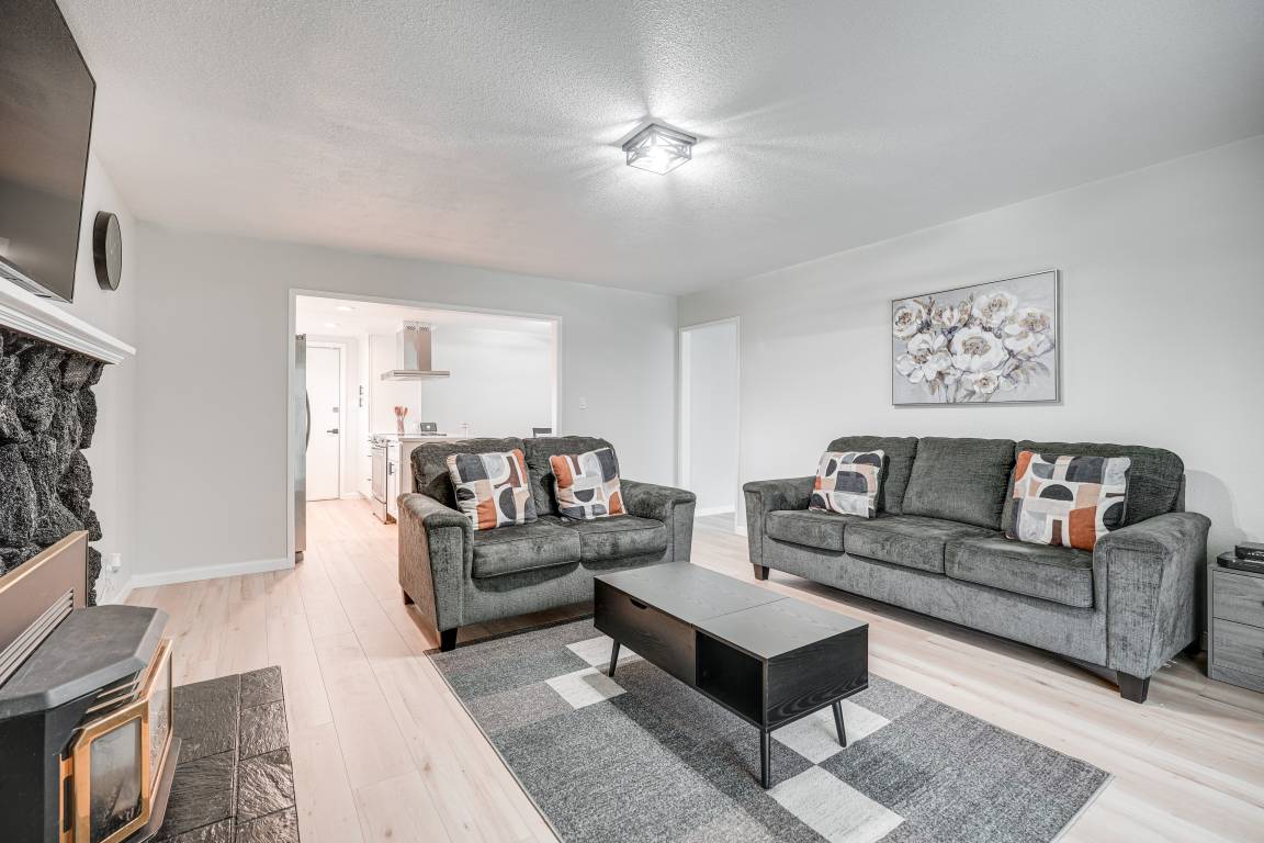 145 M² House ∙ 3 Bedrooms ∙ 6 Guests - Stockton, CA