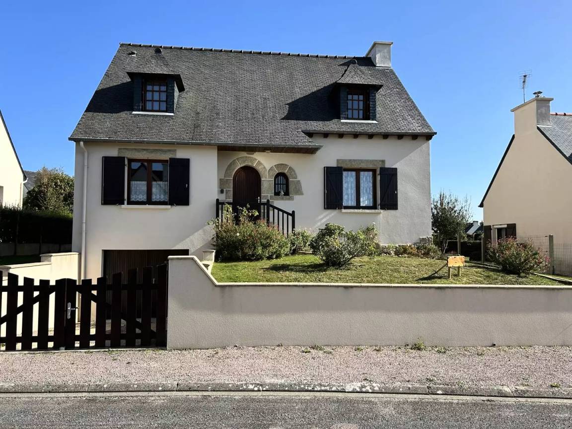 105 M² Maison De Vacances ∙ 3 Chambres ∙ 7 Personnes - Erquy
