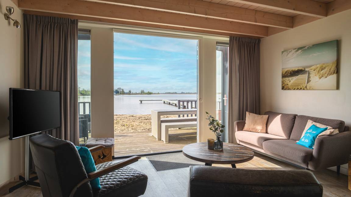 79 M² Lodge ∙ 3 Schlafzimmer ∙ 6 Gäste - Friesland