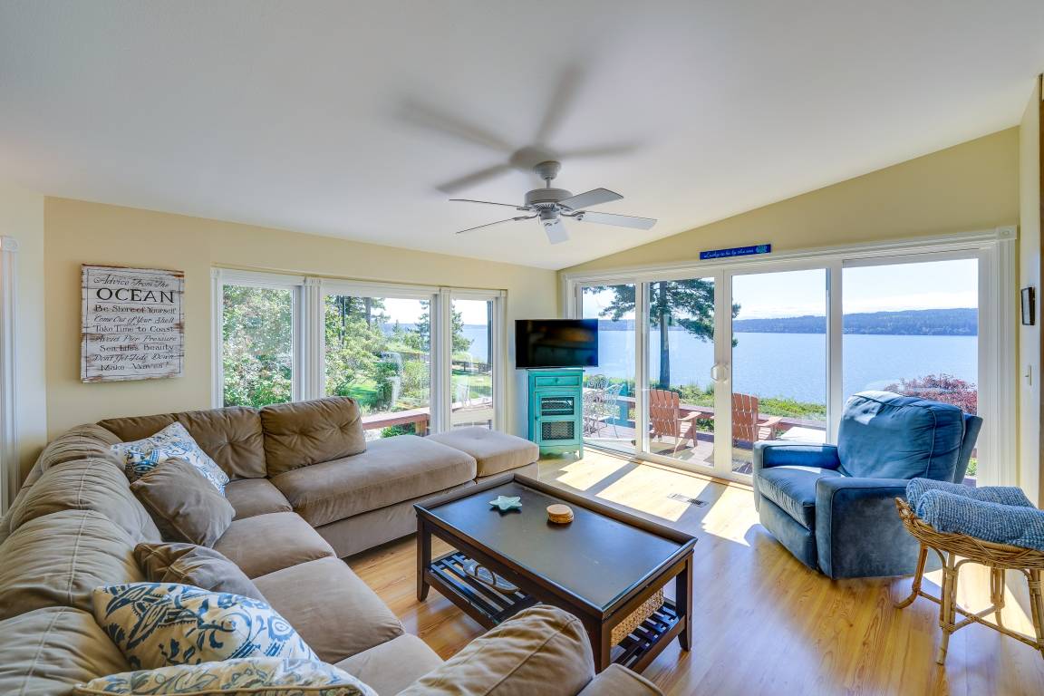 150 M² Cottage ∙ 3 Bedrooms ∙ 6 Guests - Langley, WA