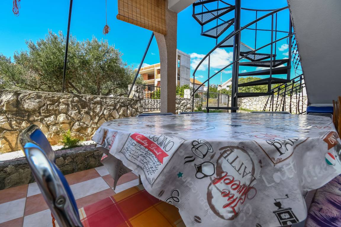 38 M² Apartamento ∙ 2 Habitaciones ∙ 5 Huéspedes - Seget Vranjica