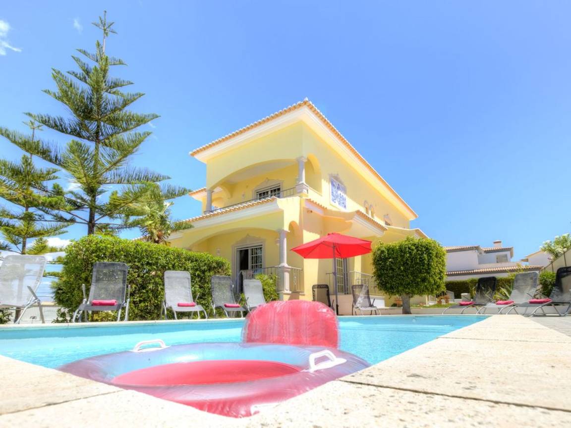 Villa ∙ 6 Slaapkamers ∙ 12 Gasten - Portimão