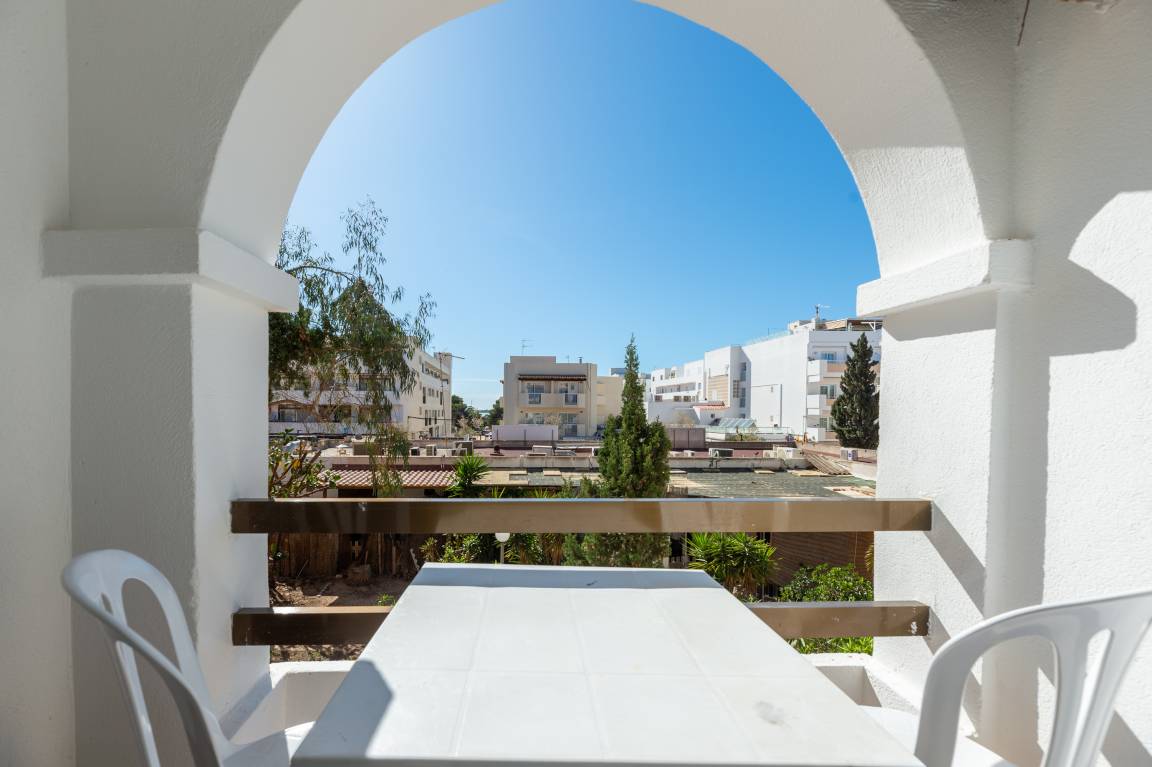 67 M² Apartamento ∙ 2 Habitaciones ∙ 4 Huéspedes - Formentera