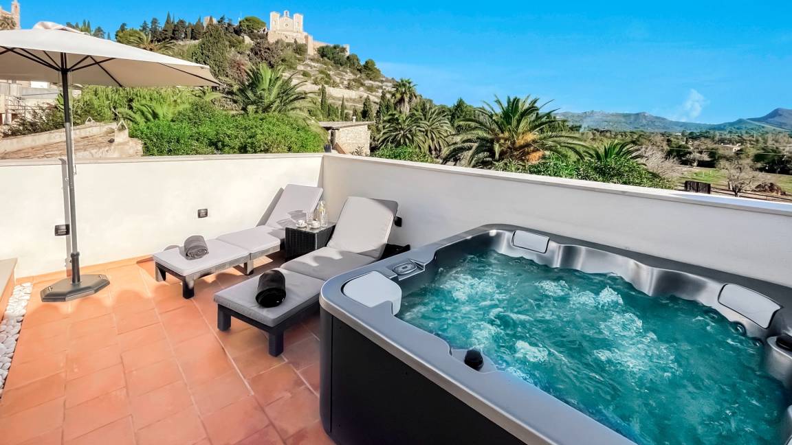 451 M² Villa ∙ 3 Slaapkamers ∙ 6 Gasten - Majorca