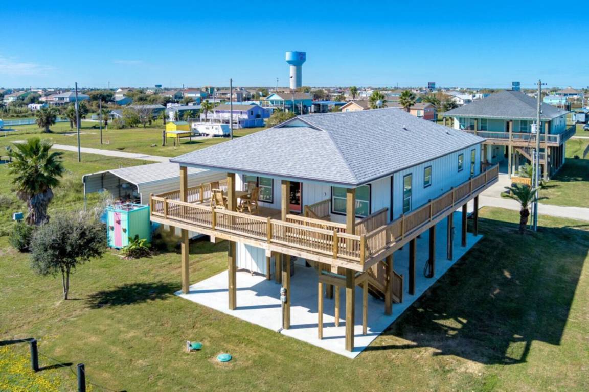 146 M² House ∙ 3 Bedrooms ∙ 10 Guests - Crystal Beach, TX