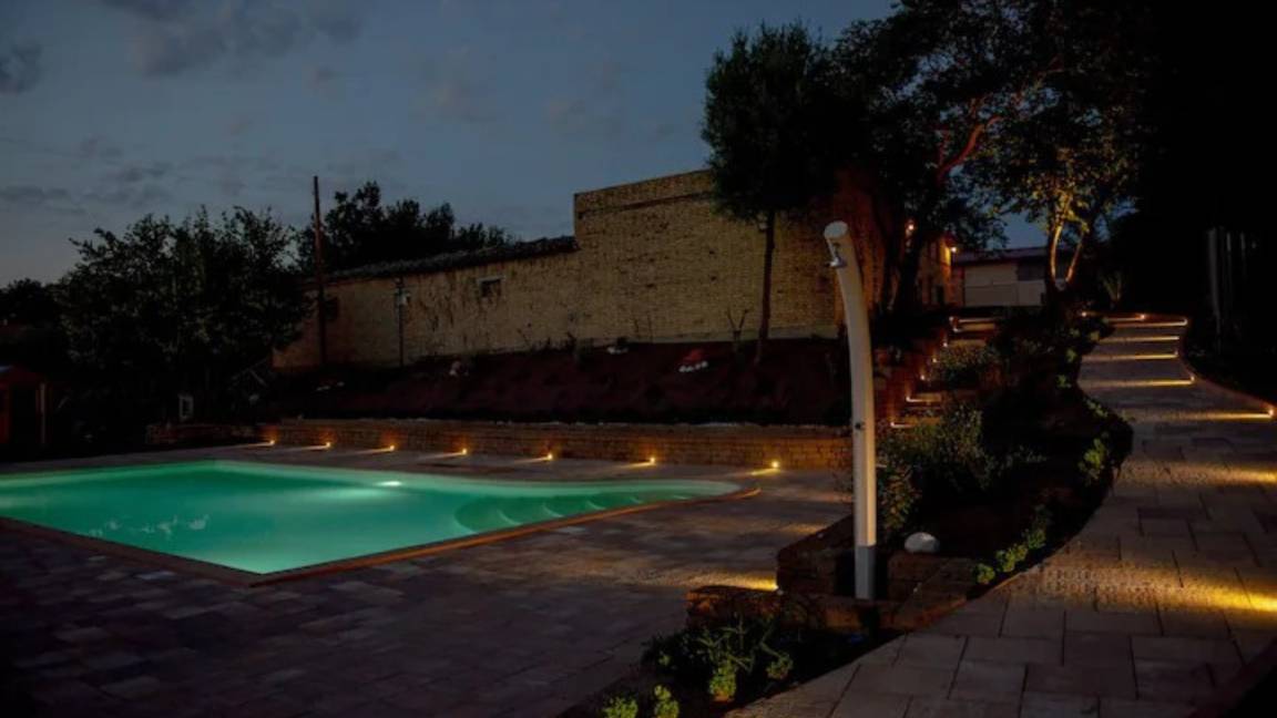 300 M² Villa ∙ 4 Habitaciones ∙ 10 Huéspedes - Macerata, Italia