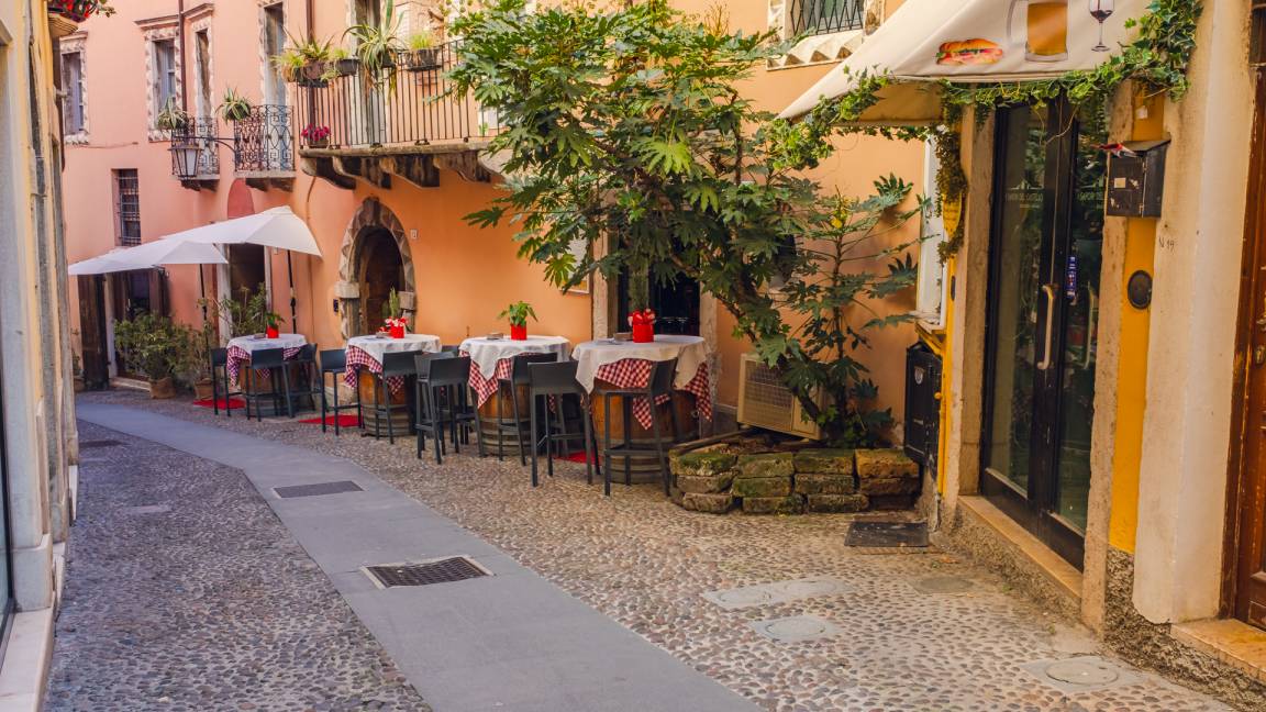 60 M² House ∙ 2 Bedrooms ∙ 4 Guests - Sirmione