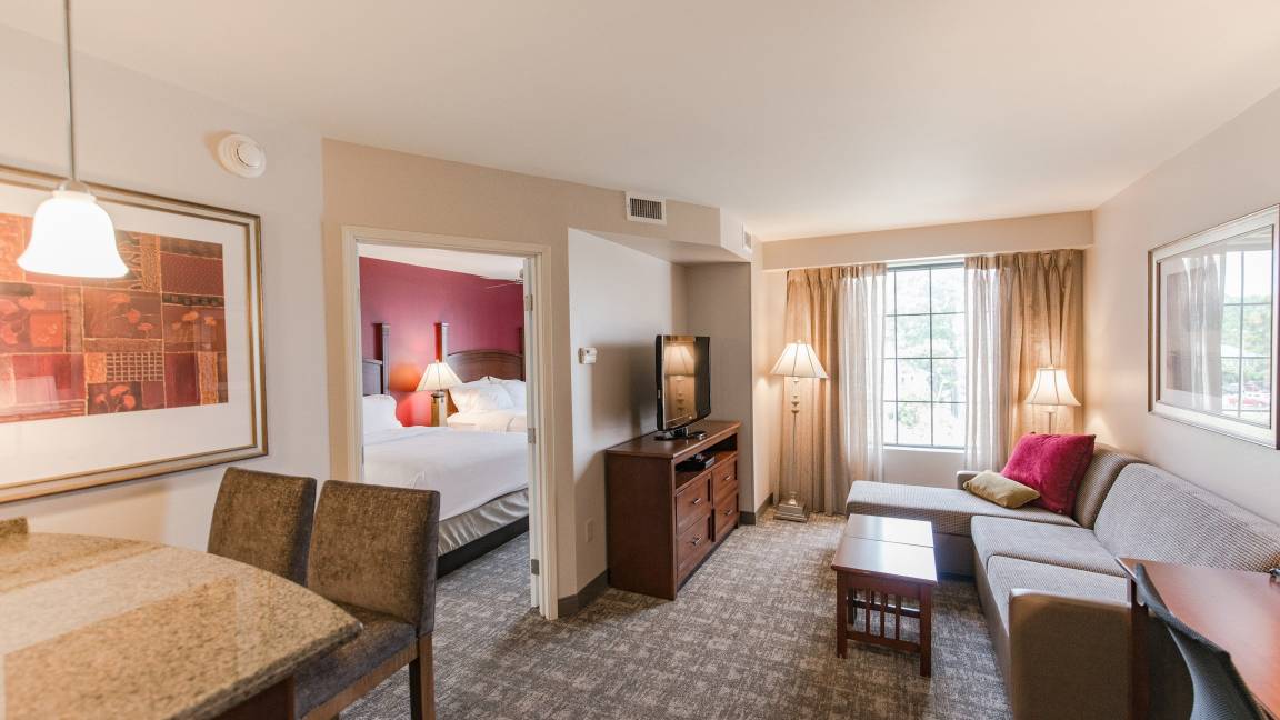 Condo ∙ 1 Bedroom ∙ 6 Guests - Wilmington, NC